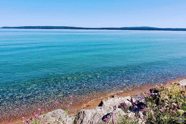 Circle the Mitten of Michigan Camping Itinerary with Driving Map